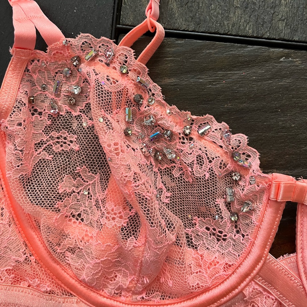 Victoria’s Secret Designer Unlined Bra - Gem